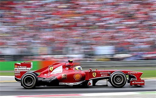 Massa announces departure from Ferrari