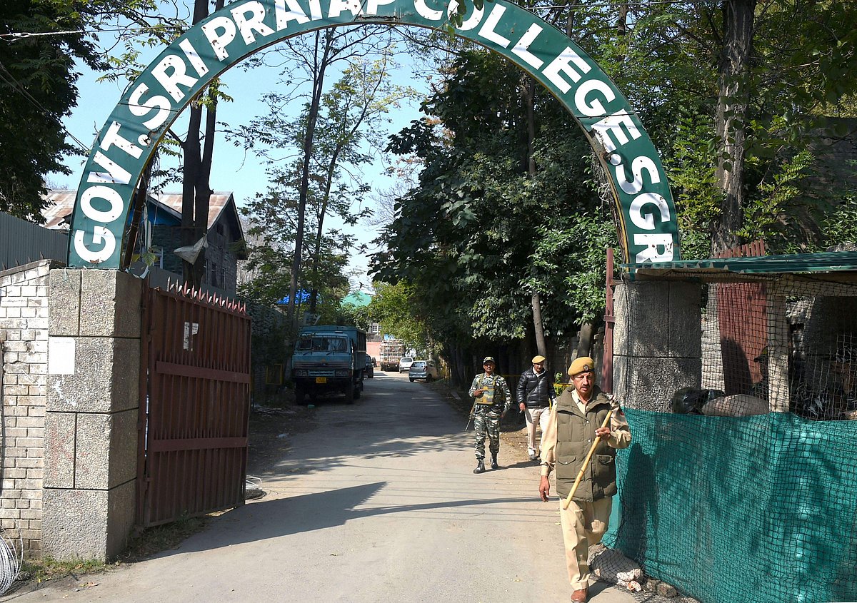 Colleges open in Kashmir, government announces exams amid dismal ...