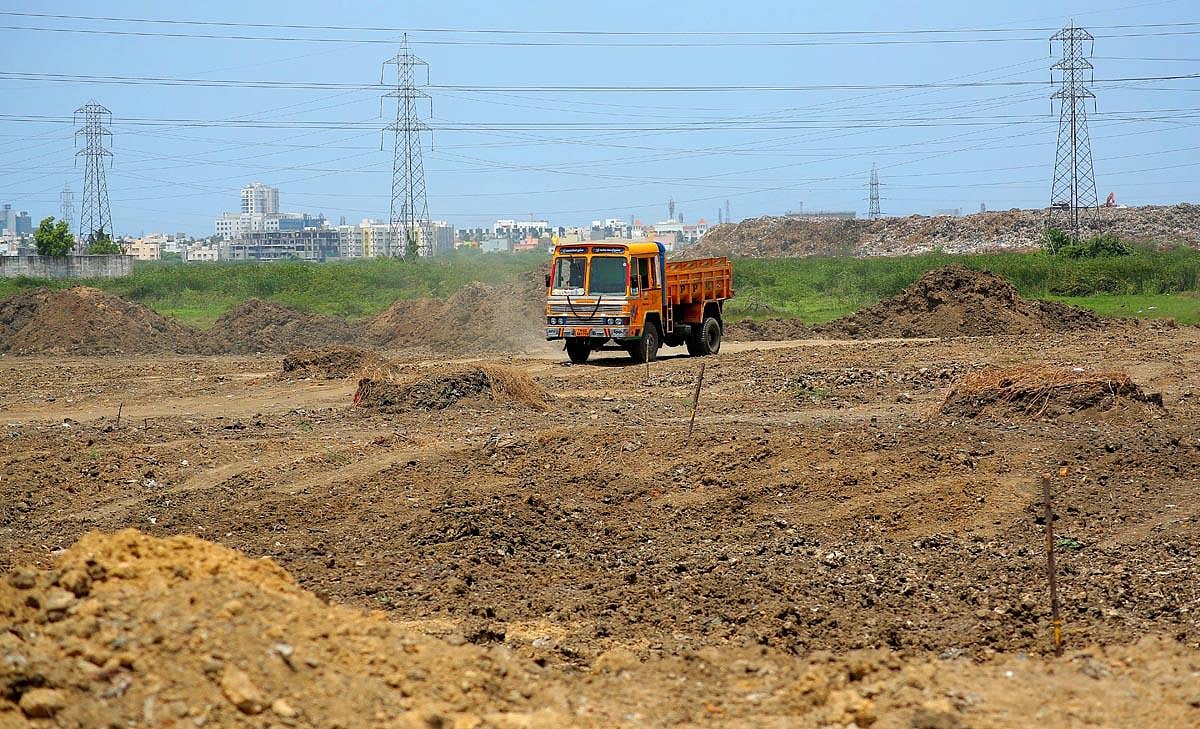Infrastructure projects face land acquisition hurdles; lower private ...
