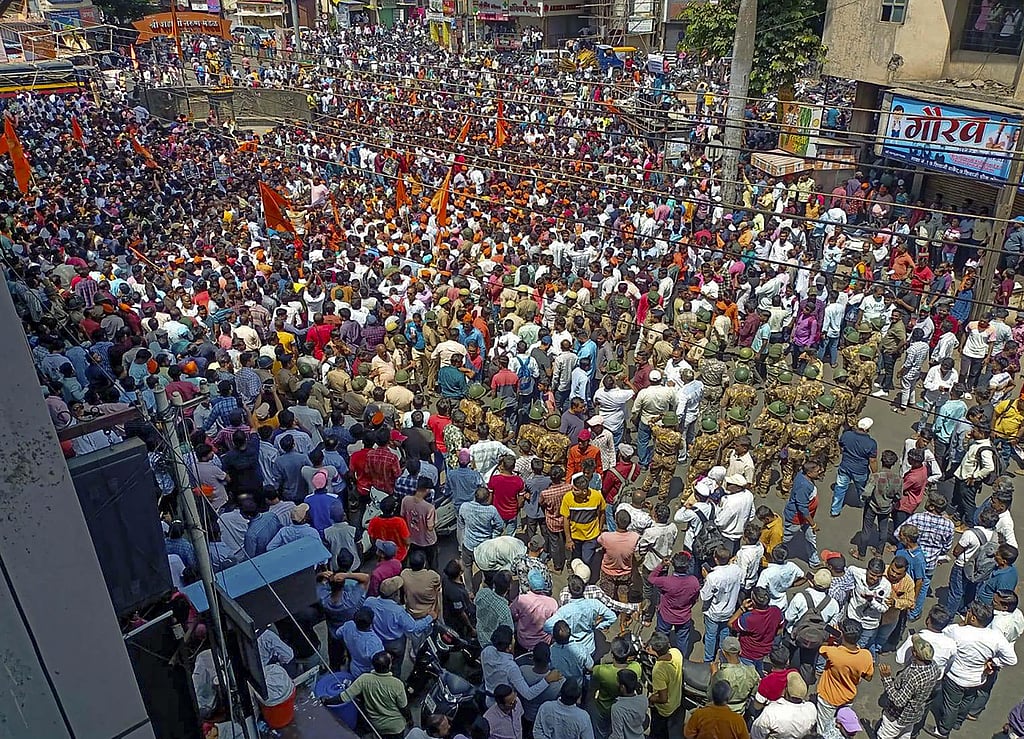Kolhapur: Curfew imposed after protest turned violent over 'WhatsApp ...