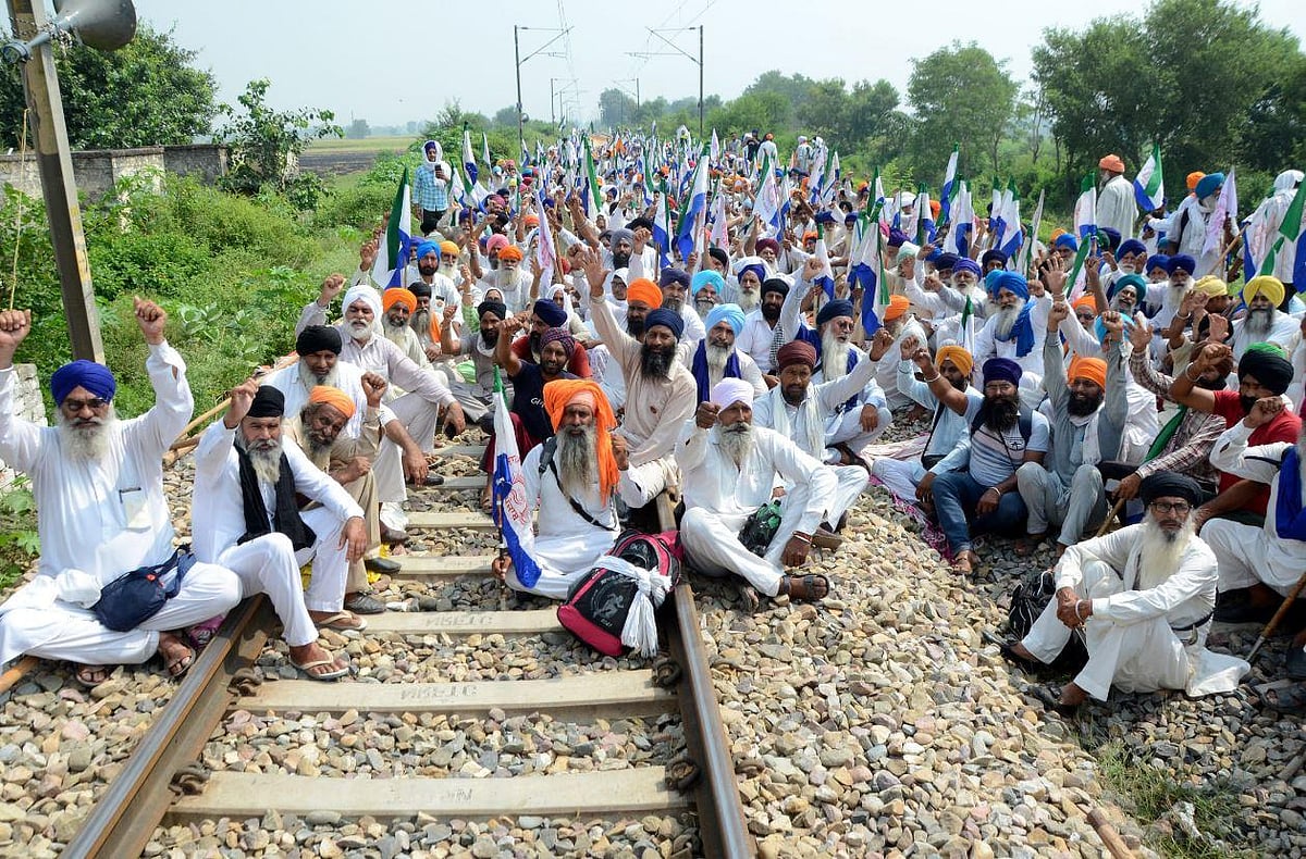 Punjab farmers stir: Train movement hit; protesters block Chandigarh ...