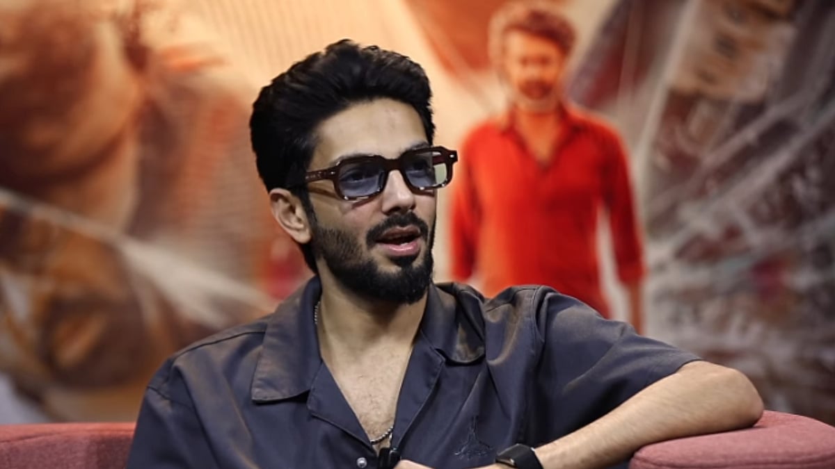 Anirudh visits Tiruvannamalai temple, fans swarm him for selfies