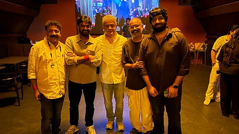 Ajith Kumar clicked with his upcoming filmmakers; fans ask 'Where is ...