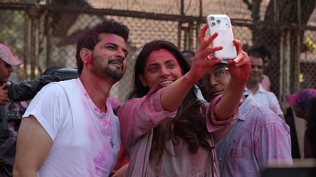 Saiyami Kher wraps shoot for her next; pens a heartwarming note for ...