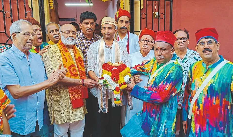 मानाच्या श्रीफळाची विधिवत स्थापना |Proper installation of Shreephal ...