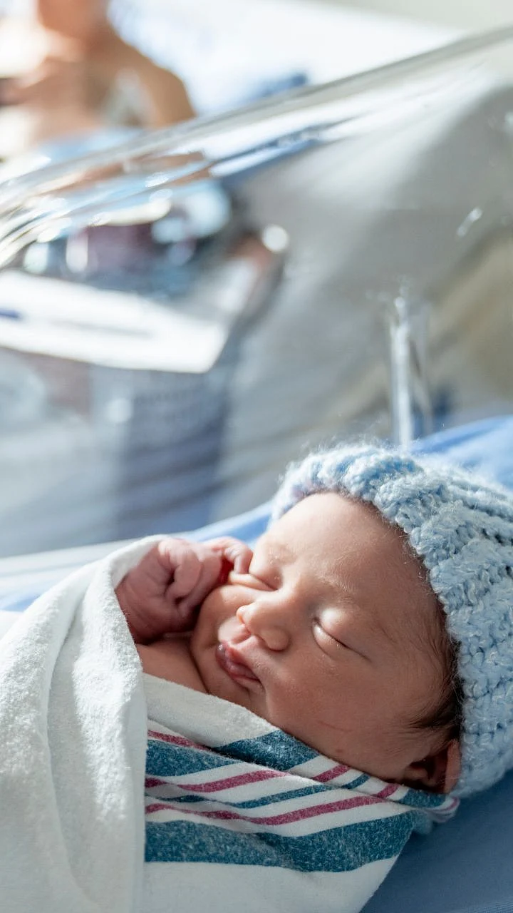 लहान मुलांच्या त्वचेची काळजी कशी घ्यावी? how take care skin newborns ...