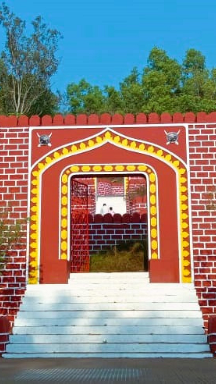 शिवाजी महाराजांनी जिंकला होता गोव्यातील 'हा' किल्ला... | know about ...