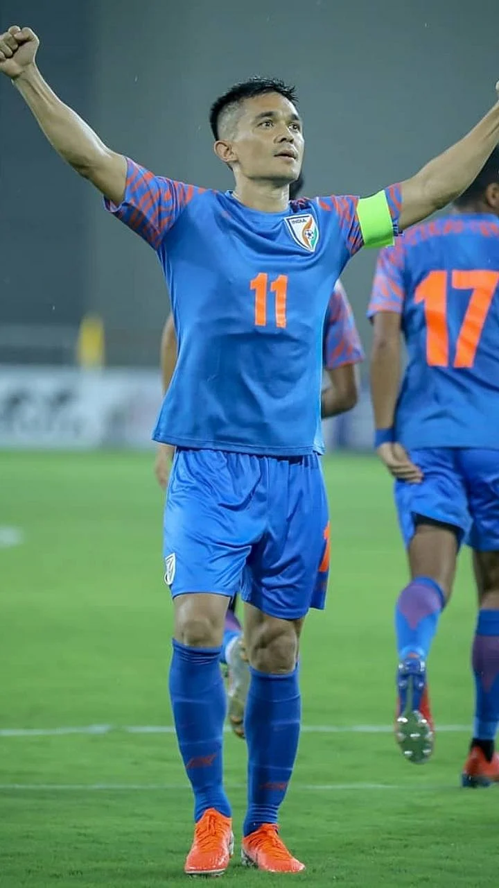 सुनील छेत्री : भारताचं शंभर नंबरी सोनं... | Indian footballer Sunil ...