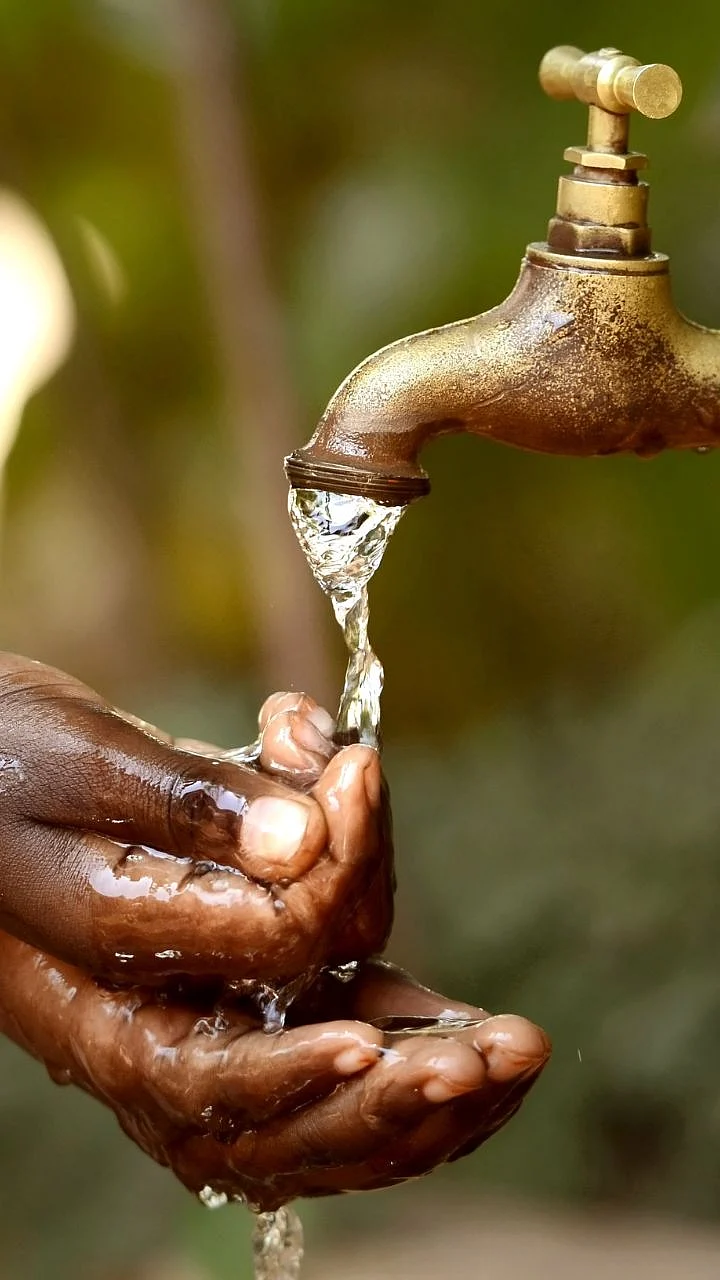 'समृद्धी अन् शांततेसाठी पाणी' water for prosperity and peace world ...