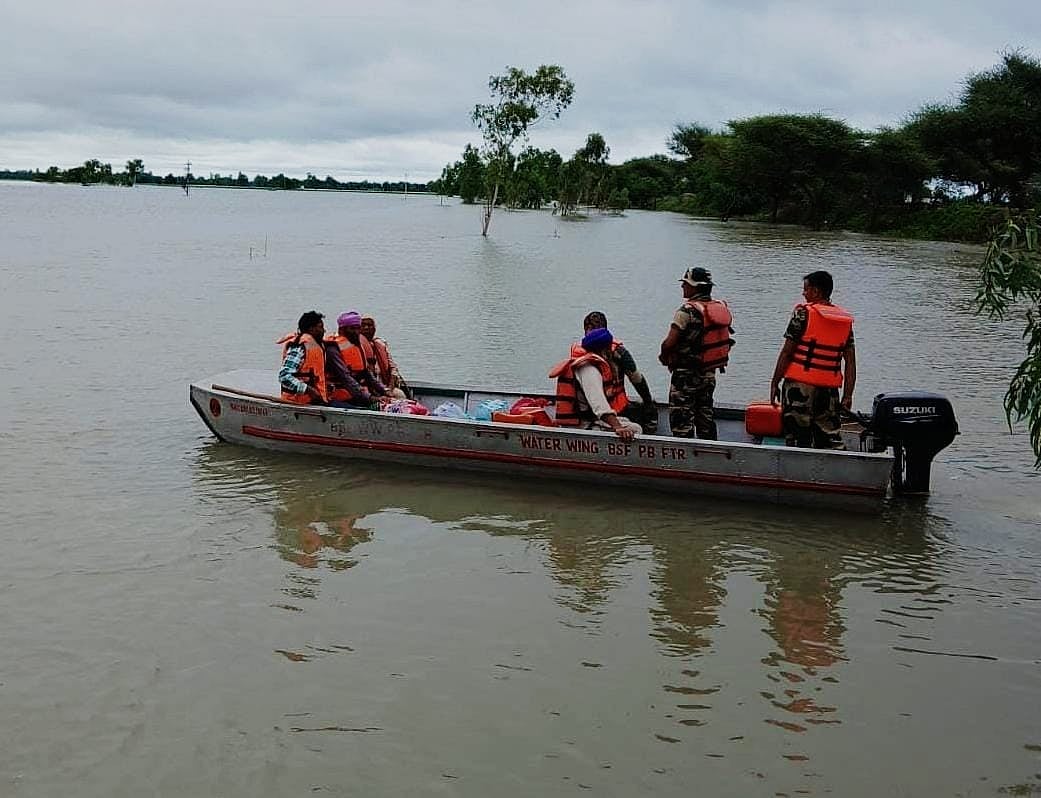 Punjab Floods 2025: Extreme Rain, Weak Embankments, and Drainage Issues