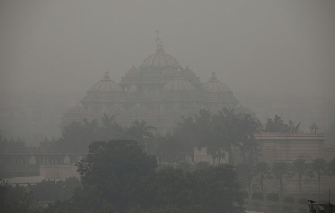 Air Pollution Crisis: PM 2.5 Kills 1.7M in India, Costs 9.5% of GDP