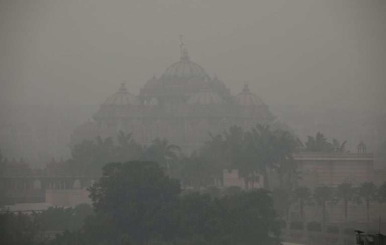 Air Pollution Crisis: PM 2.5 Kills 1.7M in India, Costs 9.5% of GDP