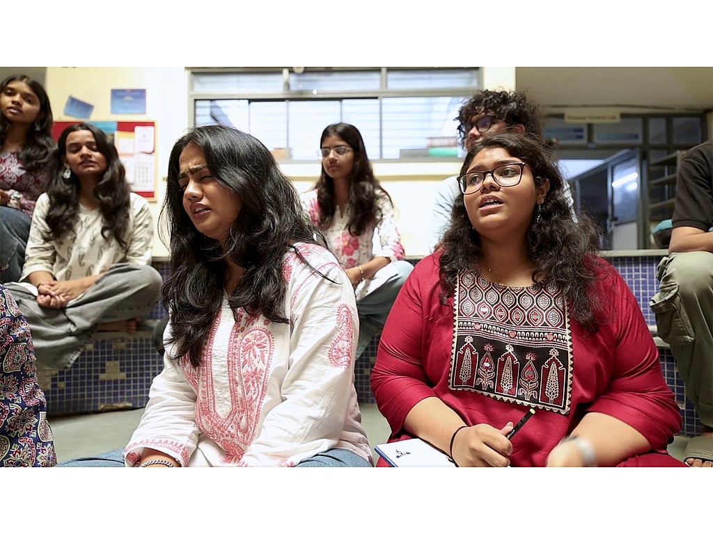 How Bhajan Clubbing is helping Gujarat engg. students beat exam stress