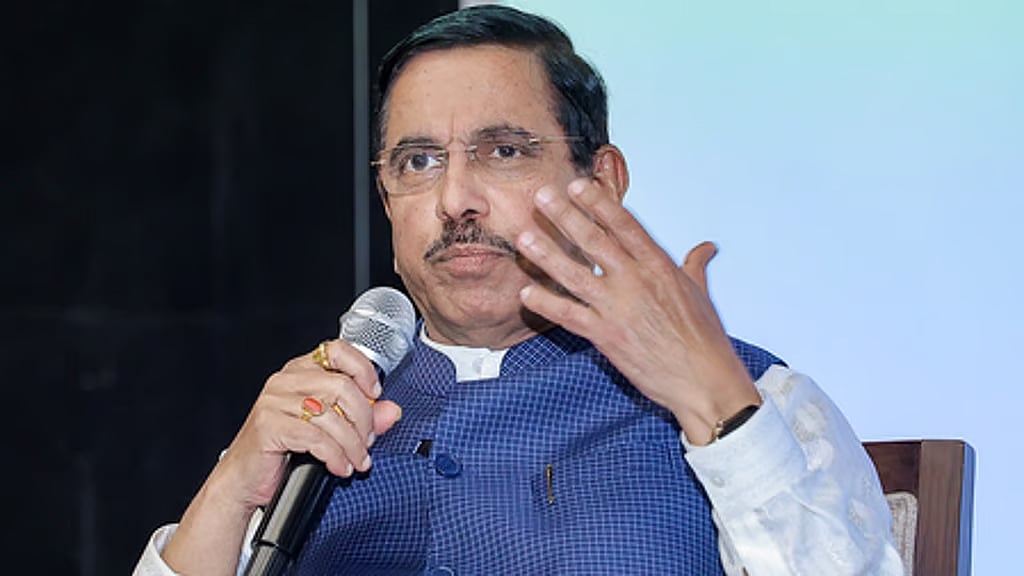 Pralhad Joshi urges youth to turn innovation into impact