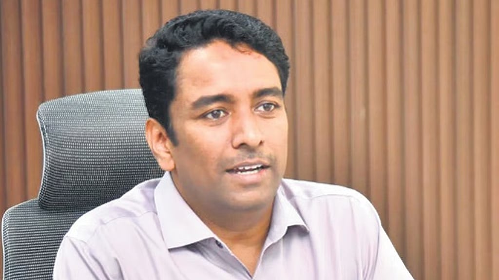 NTR Collector urges students to embrace Yoga for personal growth