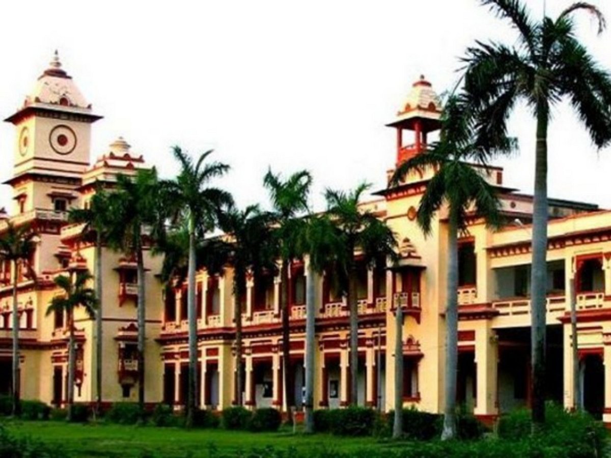 BHU Law Faculty Secures Top Ranks in 2026 National Surveys