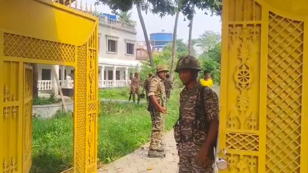 সাতসকালে চরম নাটকীয়তা! তালা ভেঙে কান্দিতে শান্তনু সিনহা বিশ্বাসের ...