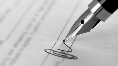 সাফল্য পেতে সই কেমন হওয়া উচিত? জানুন Signature Analysis Tips