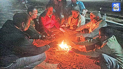 Satana News : अवकाळीनंतर आता 'थंडी'चा तडाखा! सटाणा-बागलाणचा पारा 11 ...