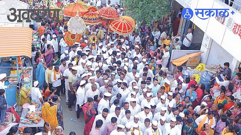 Yermala Yatra येडेश्वरी डोंगराला धाग्यांची पांढरी चादर अनोख्या विधीने ...