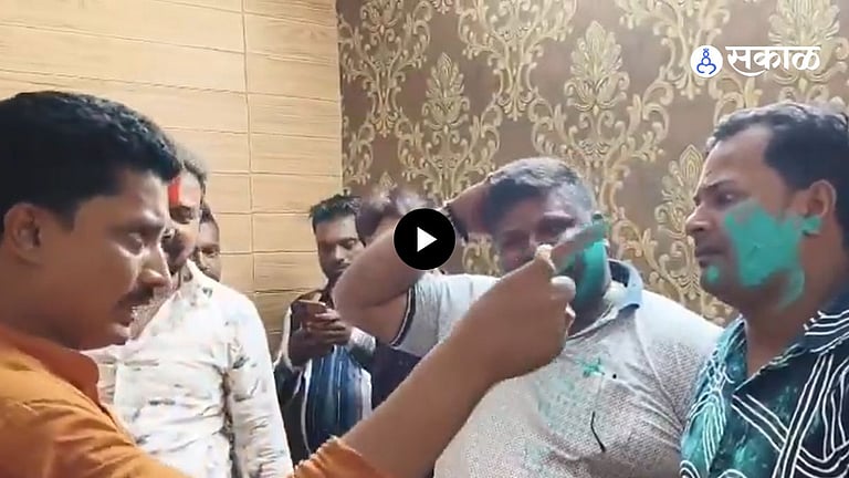Viral Video: TMC नेता BJP मध्ये सामील व्हायला आला; पण भाजप कार्यकर्ता ...