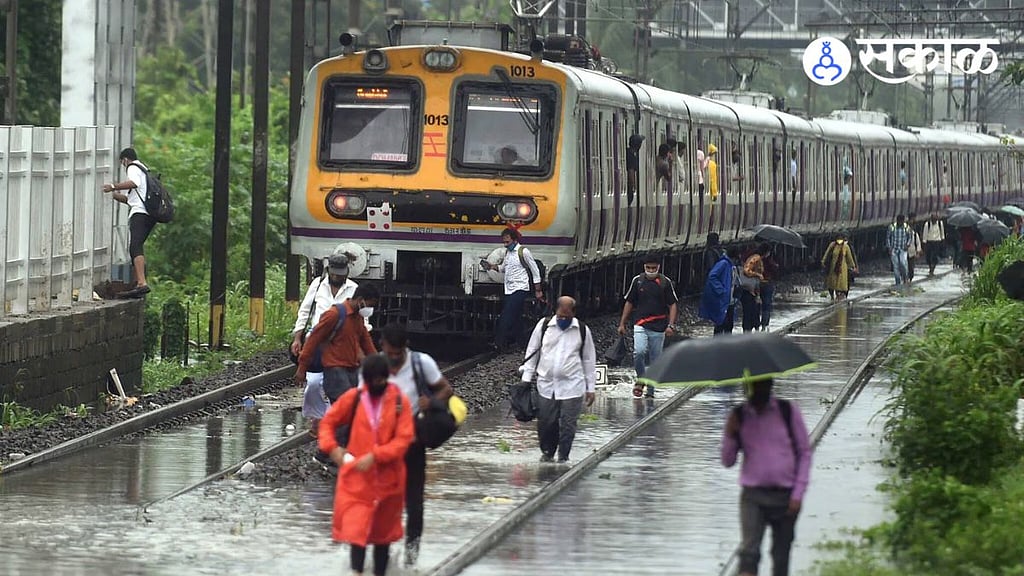 BMC Announce Plan To prevent Rain water from accumulating on railway ...