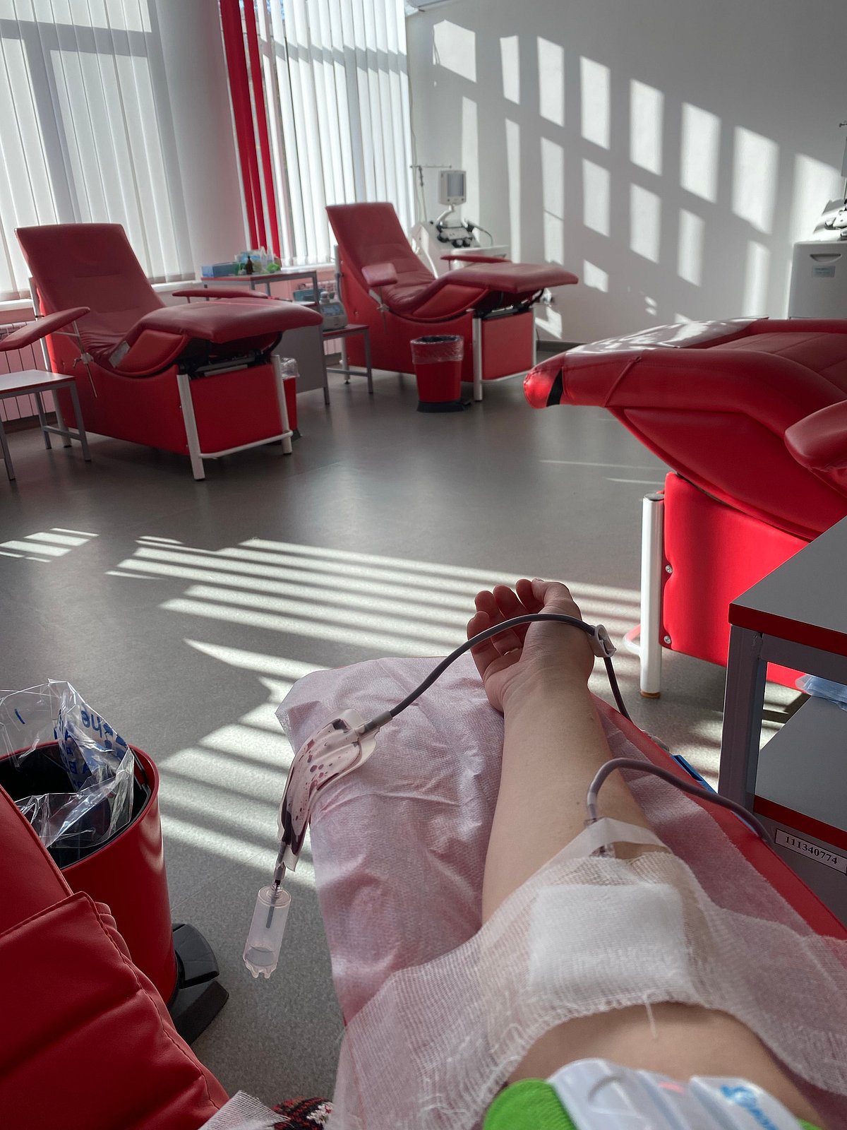 Looking to donate blood? Here are 4 things you need to keep in mind