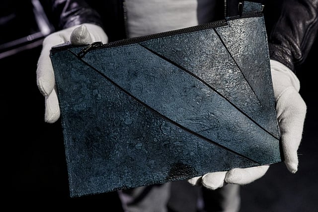 T-rex leather bag fails to sell at Paris auction