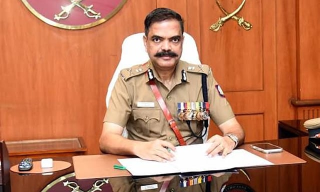 Chennai Police சென்னை காவல் நிலையங்களில் தூய்மைப் புரட்சி: கமிஷனர் ...