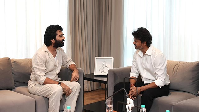 முதலமைச்சர் விஜயை சந்தித்த நடிகர் சிம்பு- Actor Simbu Meet CM Vijay