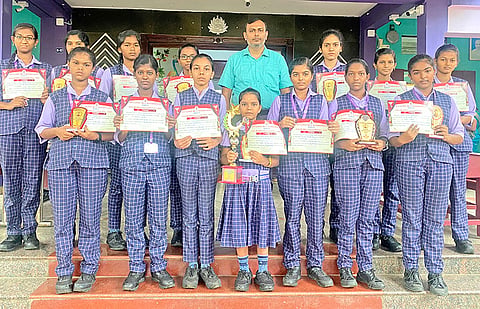 S.R.School
