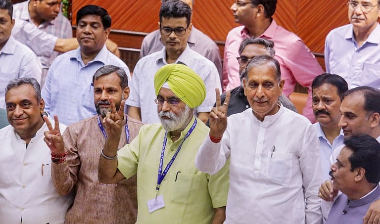BJP's Raja Iqbal Singh elected new Delhi mayor, Jai Bhagwan Yadav ...