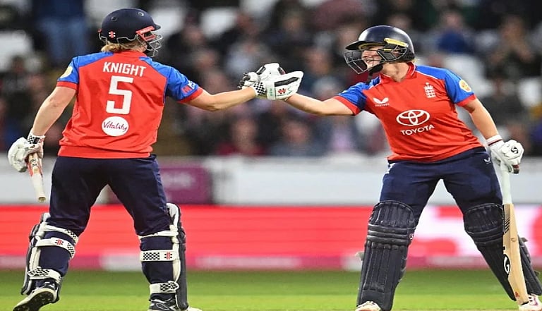 Capsey, Knight fifties floor India in 3rd women's T20I, England win ...