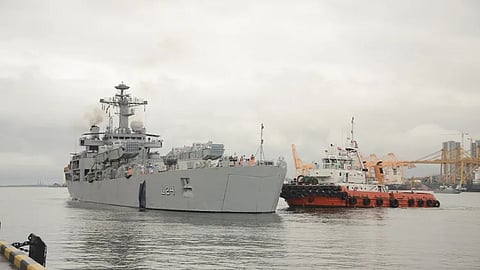 Sri Lanka Navy welcomes INS Airavat ship