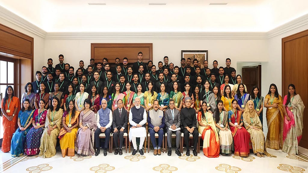 Every file represents aspirations, lives of countless citizens: PM Modi