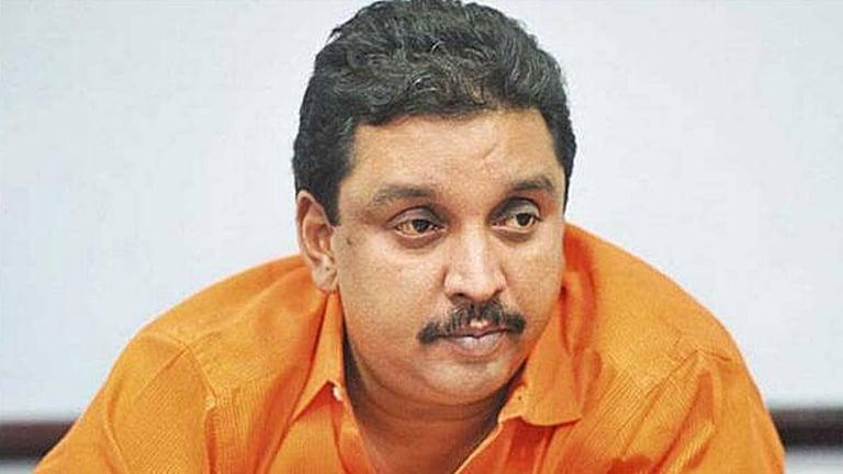 ഫ്‌ളാറ്റ് വാഗ്ദാനം ചെയ്ത് പണം വാങ്ങി വഞ്ചിച്ചു; ഷിബു ബേബി ജോണിനെതിരേ കേസ്