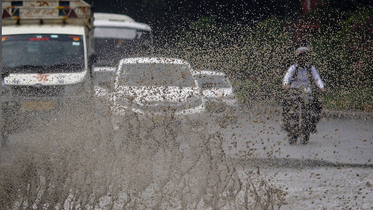 Western disturbance brings dust storm, rain to north India; wet spell ahead