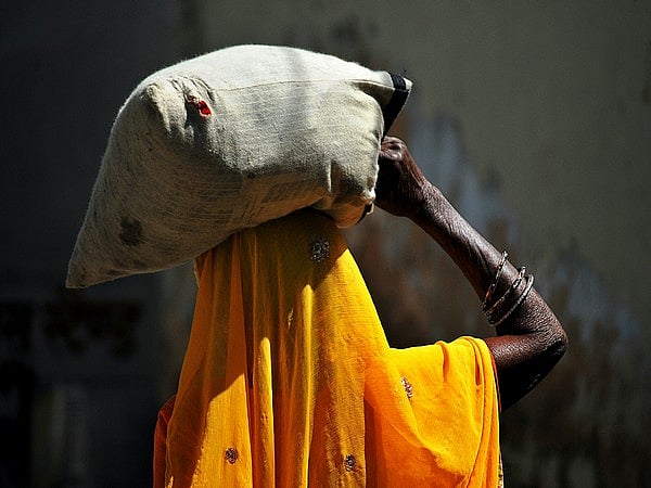 Report says Odisha improves in poverty reduction, lags in many areas