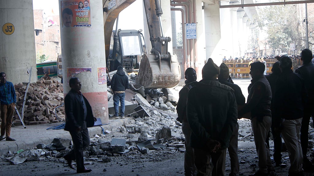 Gokulpuri metro collapse: Man who died had just returned to Delhi after ...