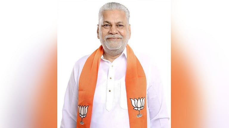 Gujarat: Caste cauldron causes unease in BJP as Patidar, Kshatriya get ...