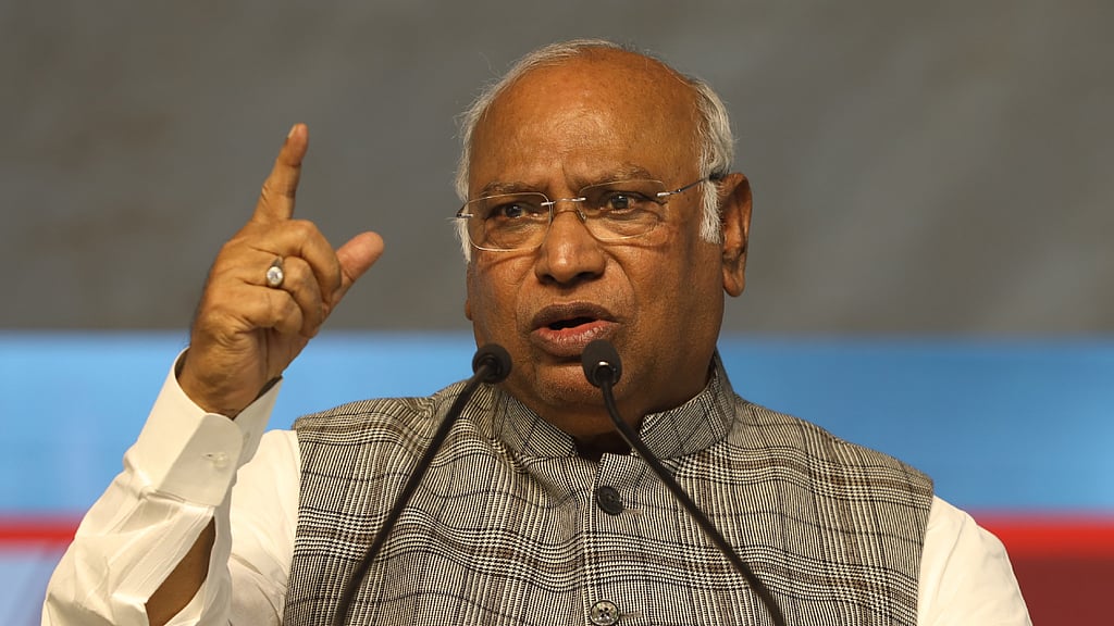 Students’ futures ruined, but Dharmendra Pradhan is clinging to his ...