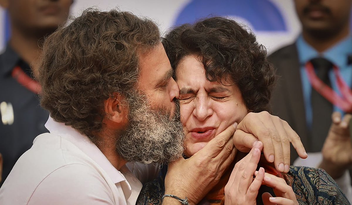 Rahul Gandhi retains Rae Bareli Lok Sabha seat; Priyanka to make poll ...