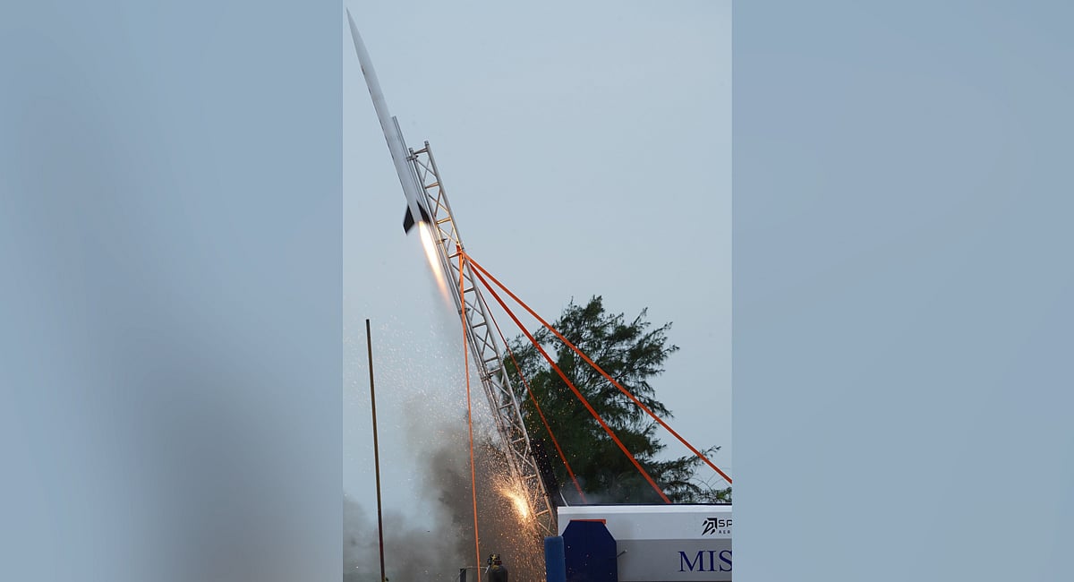 India's first reusable hybrid rocket successfully launched from Chennai ...