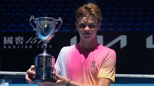 'Young Federer' wins Australian Open boys' title