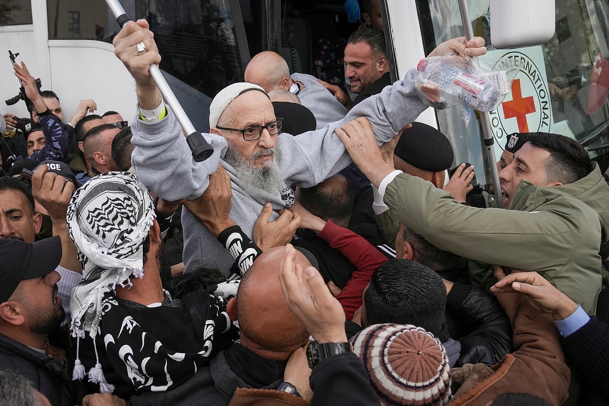 Israel releases 183 Palestinians including aid worker Mohammed el ...