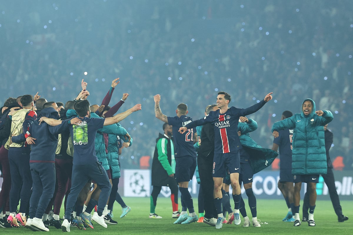 Bukayo Saka misses a sitter against PSG and Arsenal misses out again