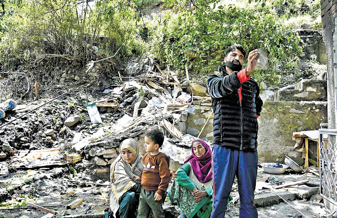 Rs 10k for 25L loss: Govt compensation irks Pakistan shelling victims ...