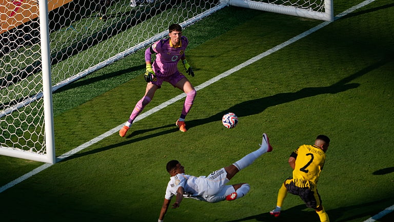 Real Madrid beats Dortmund 3-2 after 3 stoppage-time goals, plays PSG ...