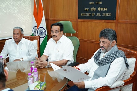 Clear Karnataka’s pending projects, CM DK Shivakumar to Union Minister ...