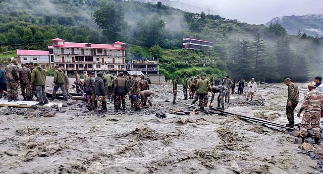 IMD issues red alert for flash floods, cloudburst risk in Uttarakhand ...